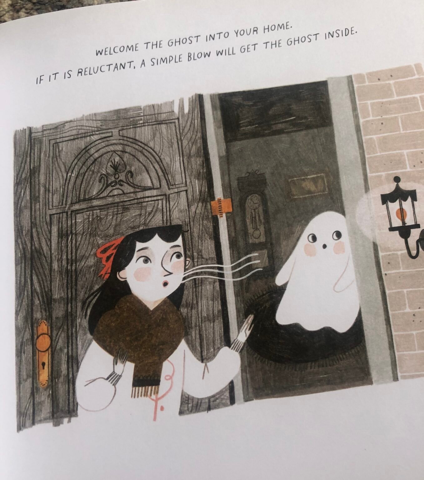 Children’s Bookshelves: Halloween Books (with Reviews)