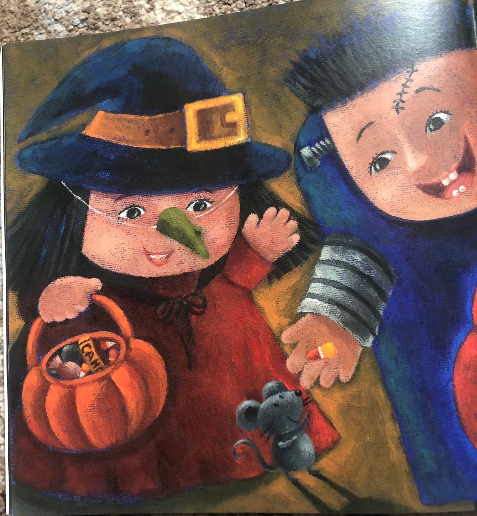 Children’s Bookshelves: Halloween Books (with Reviews)