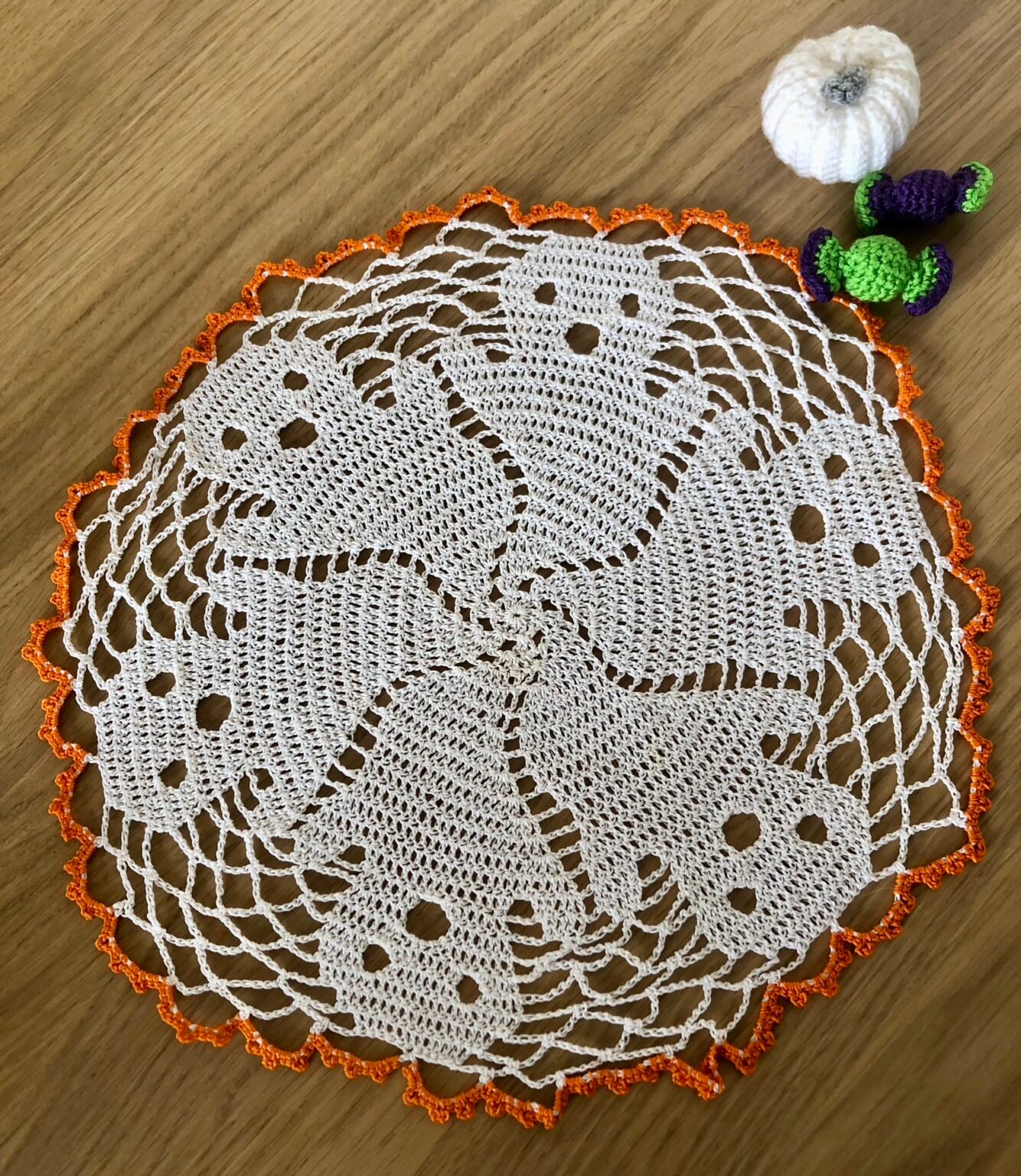 Crochet Doilies: Halloween Edition (Patterns Included)