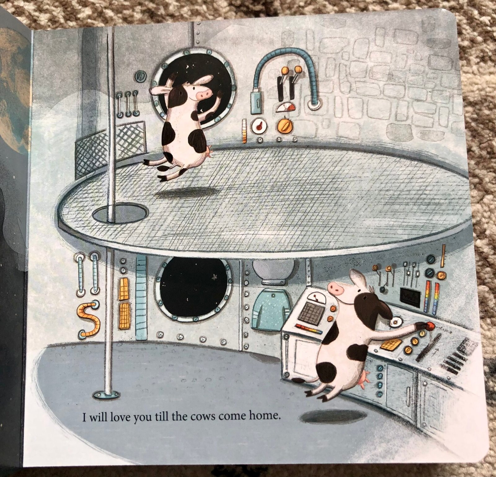 Children’s Bookshelves: Valentine’s Day Books (with Free Printable)